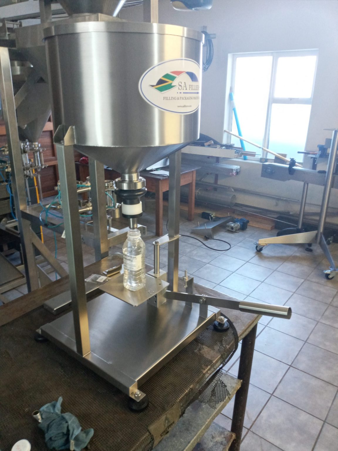 Single Head Gravity Filler - SA Fillers