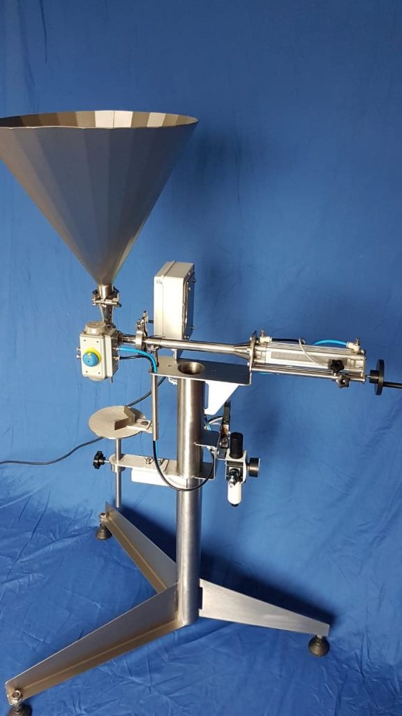 Single head piston filler 20ml-250ml - SA Fillers